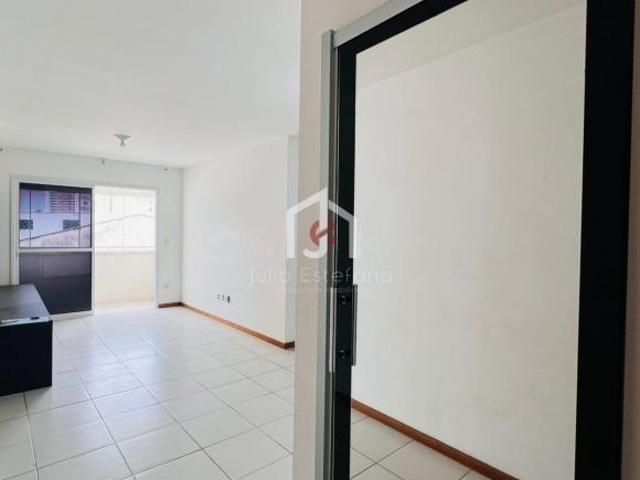 Apartamento à venda em Loteamento Residencial e Comercial Bosque Flamboyant