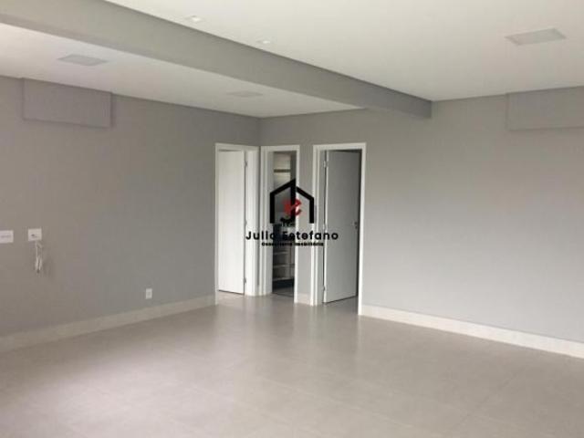 Apartamento à venda em Loteamento Residencial e Comercial Bosque Flamboyant