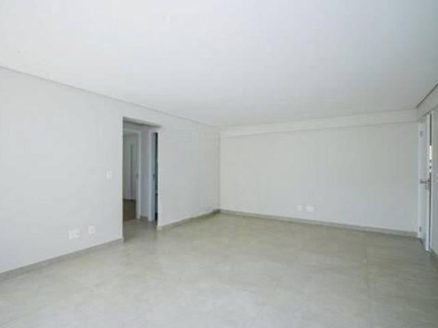 Apartamento à venda em Lourdes