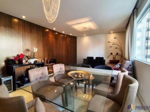 Apartamento à venda em Lourdes