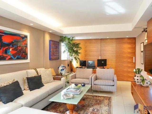 Apartamento à venda em Lourdes