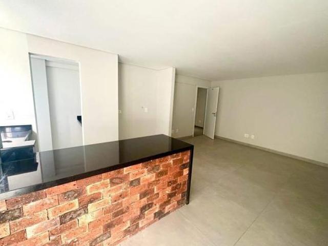 Apartamento à venda em Lourdes, próximo ao minas I