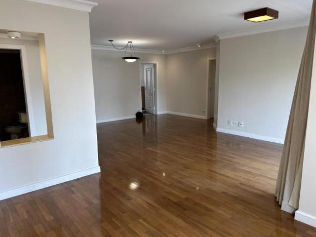 Apartamento à venda em Parque Bairro Morumbi com 200 m², 4 quartos, 3 vagas