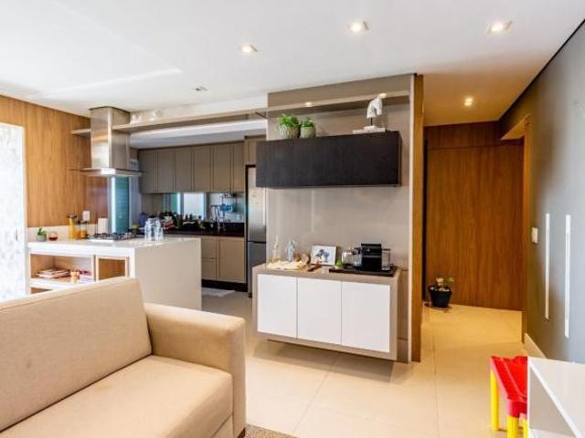 Apartamento à venda em Parque Industrial Tomas Edson com 100 m², 2 quartos, 2 vagas