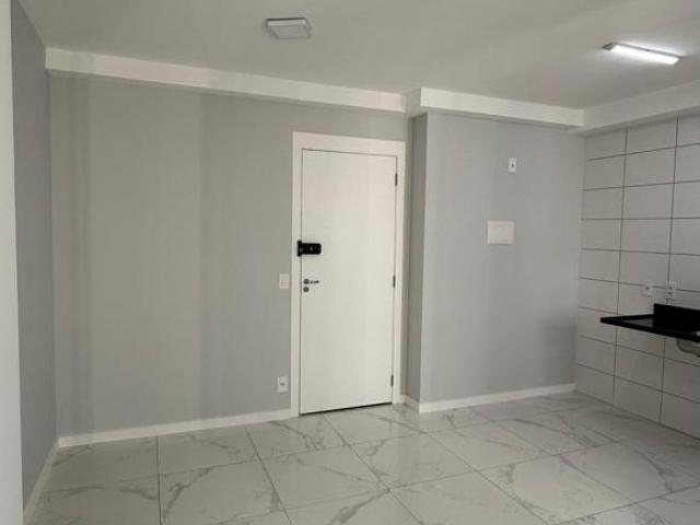 Apartamento à venda em Parque Reboucas com 41 m², 2 quartos, 1 vaga