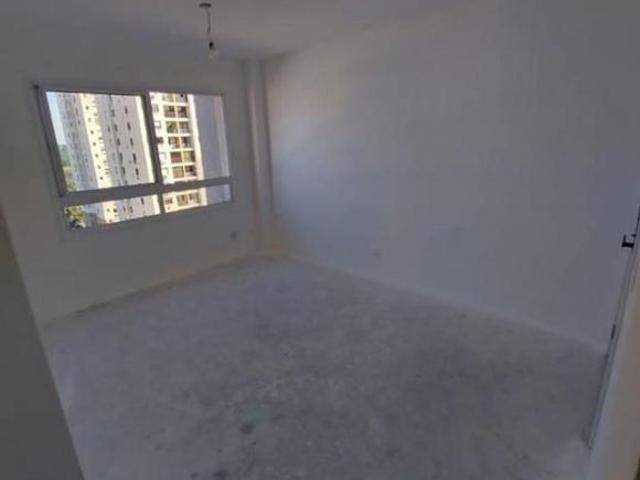Apartamento à venda em Partenon com 40 m², 1 quarto, 1 vaga