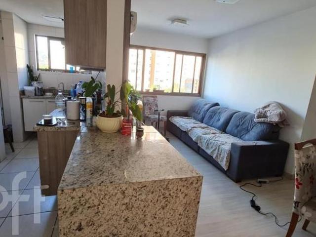 Apartamento à venda em Partenon com 64 m², 2 quartos, 1 suíte, 1 vaga