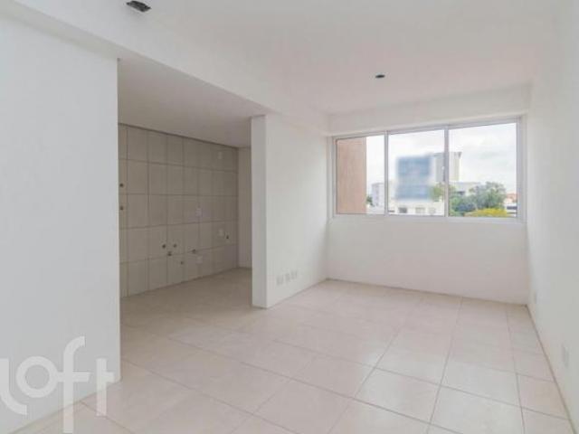 Apartamento à venda em Partenon com 74 m², 3 quartos, 2 vagas