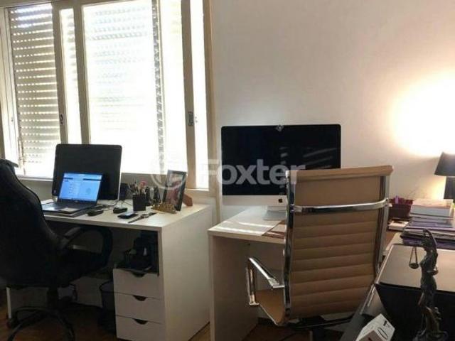 Apartamento à venda em Partenon com 75 m², 2 quartos, 1 vaga