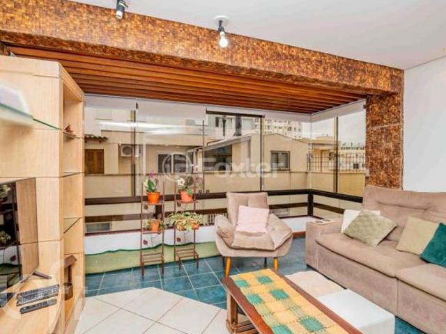 Apartamento à venda em Partenon com 94 m², 2 quartos, 1 vaga