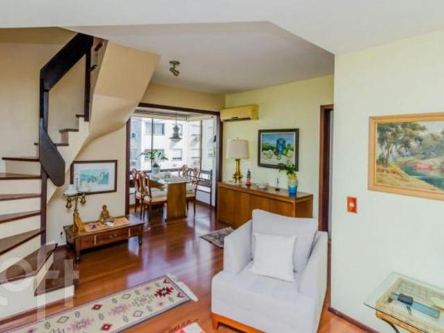 Apartamento à venda em Partenon com 193 m², 3 quartos, 2 vagas