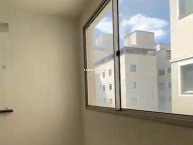 Apartamento à venda em Paulo Camilo