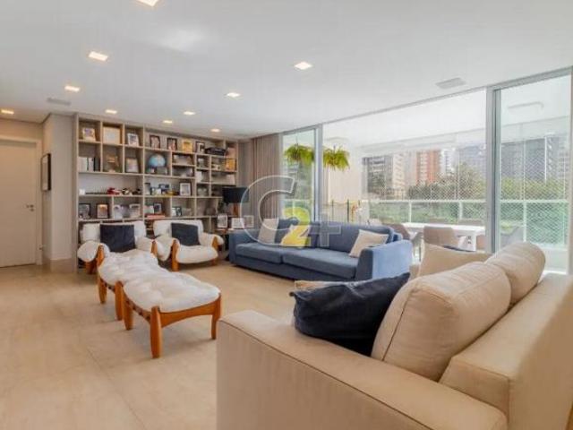 Apartamento à venda em Perdizes com 4 quartos, 3 suítes e 4 vagas