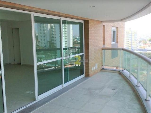 Apartamento à venda em Perdizes com 4 quartos, 2 suítes, 3 vagas de garagem, 157m²