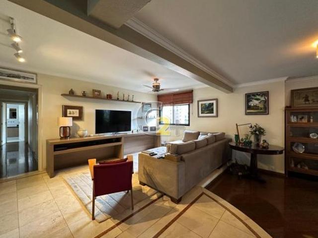 Apartamento à venda em Perdizes com 4 quartos, sendo 3 suítes e 3 vagas