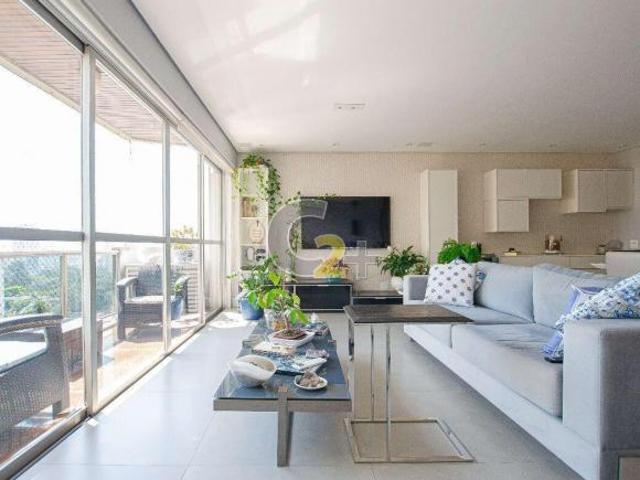 Apartamento á venda em Perdizes com 4 quartos, sendo 1 suíte e 2 vagas