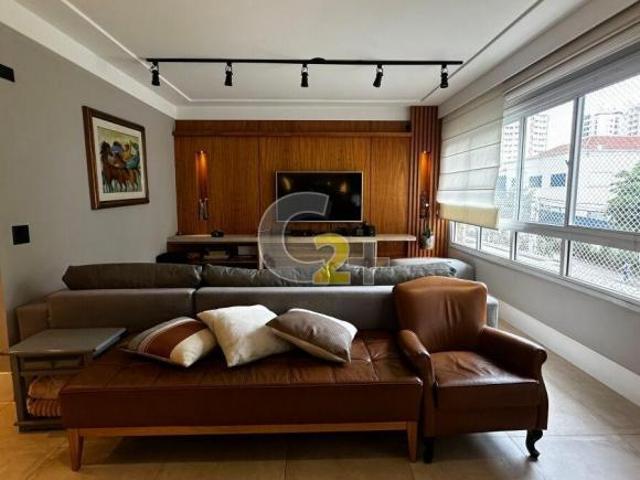 Apartamento à venda em Perdizes com 4 suítes e 4 vagas de garagem