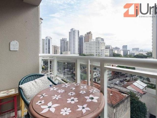Apartamento à venda em Perdizes com 57m², 2 vagas próximo ao Allianz Parque