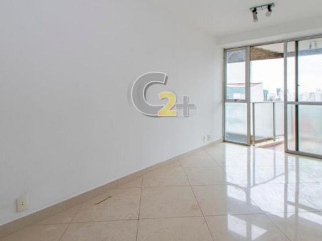 Apartamento à venda em Perdizes com 70m2, 2 quartos e 1 vaga