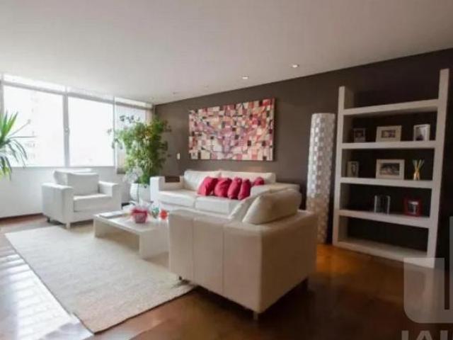 Apartamento à venda em Perdizes com 04 dormitórios