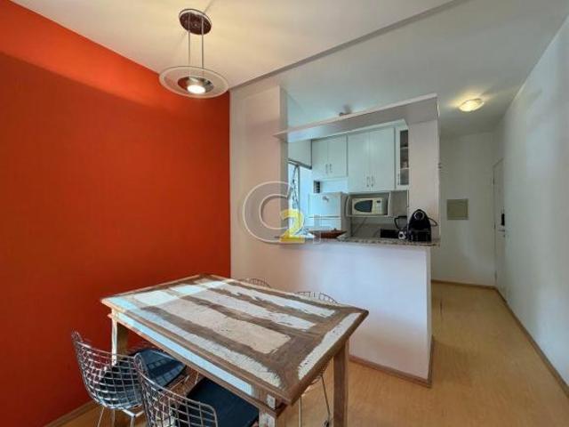 Apartamento á venda em Perdizes com 1 quarto, 1 vaga e sacada