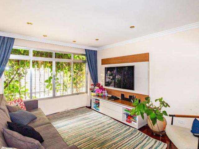 Apartamento à venda em Perdizes com 200 m², 3 quartos, 2 vagas