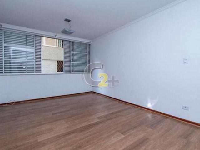 Apartamento à venda em Perdizes com 2 quartos e 1 vaga