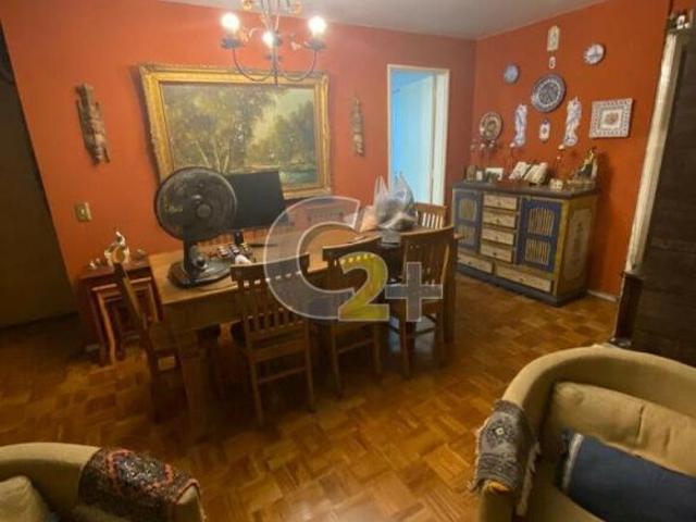 Apartamento à venda em Perdizes com 2 quartos e 1 vaga
