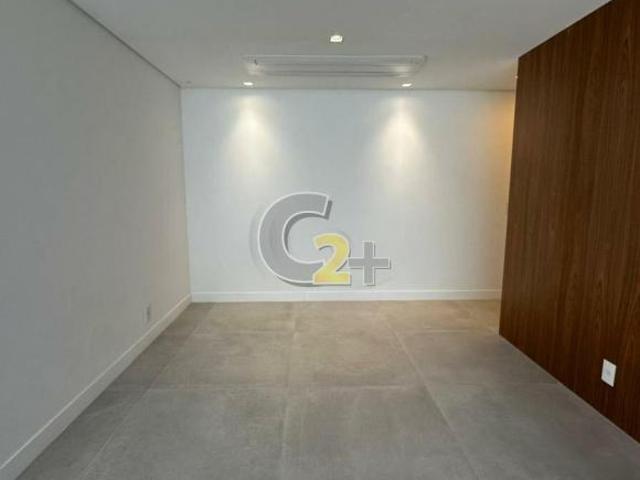 Apartamento à venda em Perdizes com 2 suítes e 2 vagas