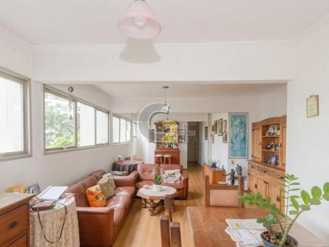 Apartamento a venda em Perdizes com 3 quartos, 1 suíte e 1 vaga
