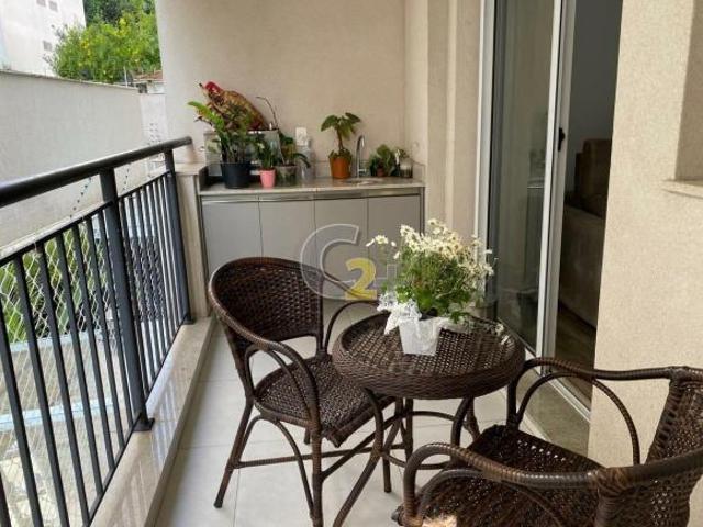 Apartamento à venda em Perdizes com 3 quartos, sendo 1 suíte e 2 vagas