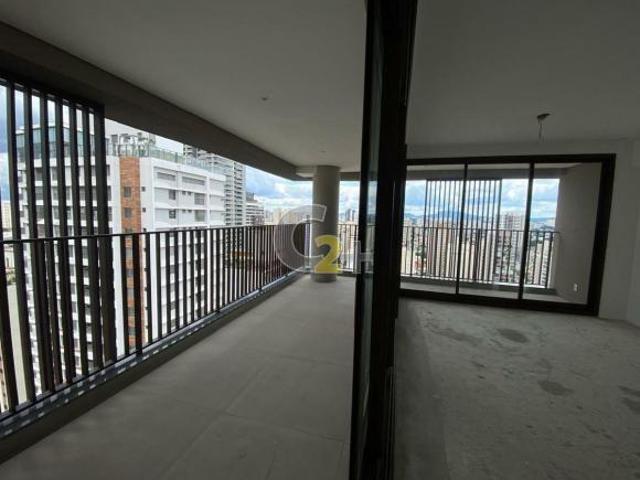 Apartamento à venda em Perdizes com 3 quartos, sendo 1 suíte e 2 vagas