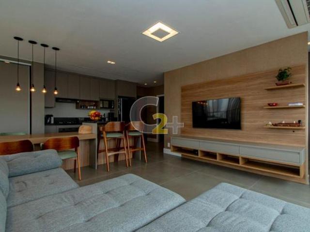 Apartamento à venda em Perdizes com 3 quartos, sendo 1 suíte e 2 vagas