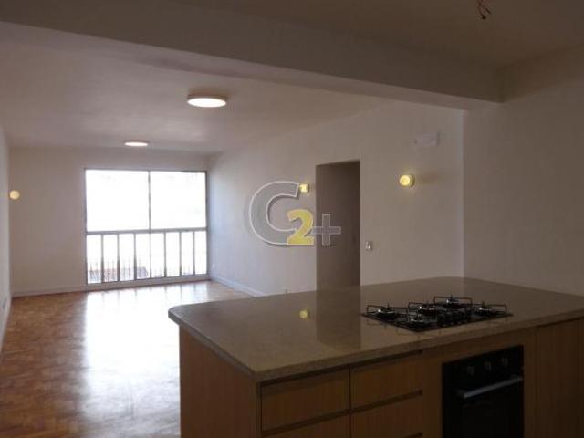 Apartamento à venda em Perdizes com 3 quartos, sendo 1 suite e 2 vagas