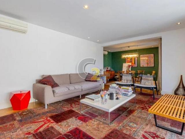 Apartamento à venda em Perdizes com 3 suítes e 5 vagas