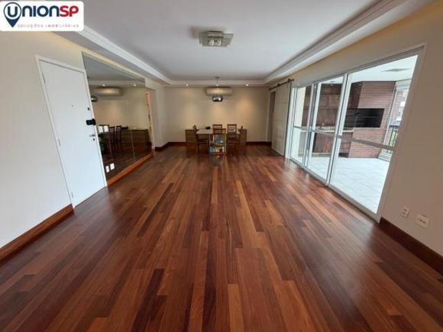 Apartamento à venda em Perdizes, SP