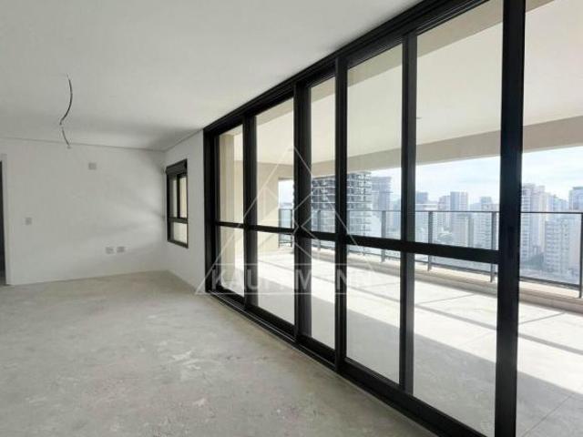 Apartamento à Venda em Perdizes 3 Suítes 2 Vagas 156m² de Área Útil