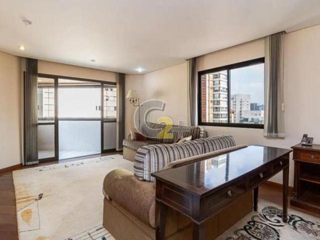 Apartamento á venda em Perdizes, 3 suítes, 3 vagas de garagem
