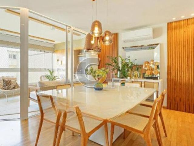 Apartamento á venda em Perdizes, 3 quartos,1 suíte, 4 vagas de garagem