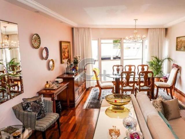 Apartamento á venda em Perdizes, 3 quartos, 2 suítes, 2 vagas de garagem