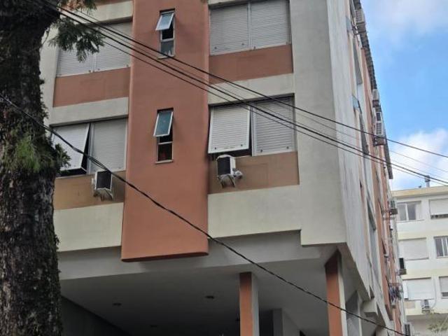 Apartamento à venda em Petrópolis