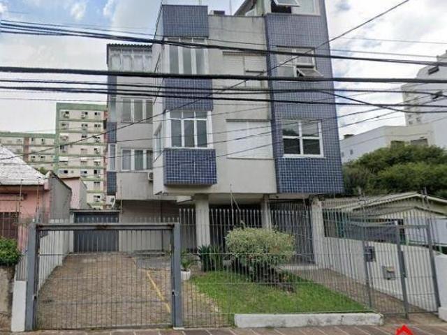 Apartamento à venda em Petrópolis