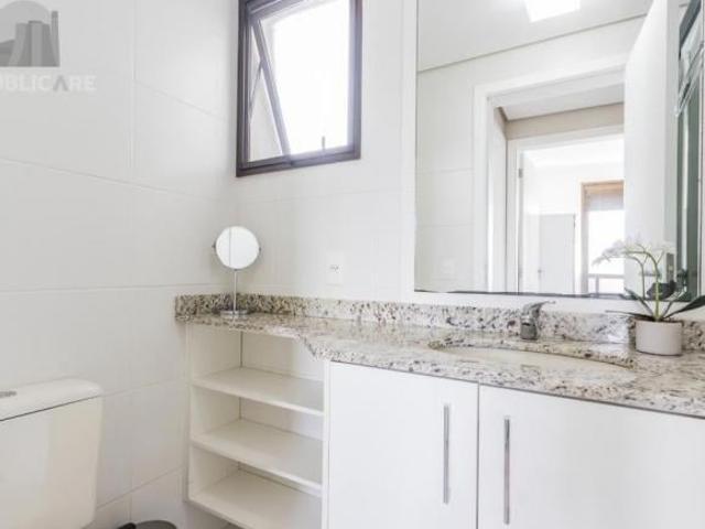 Apartamento à venda em Petrópolis