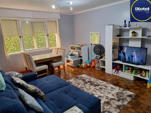 Apartamento à venda em Petrópolis
