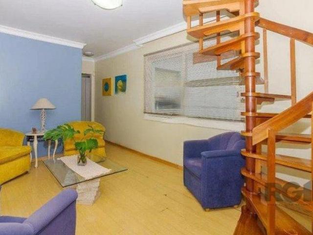 Apartamento à venda em Petrópolis
