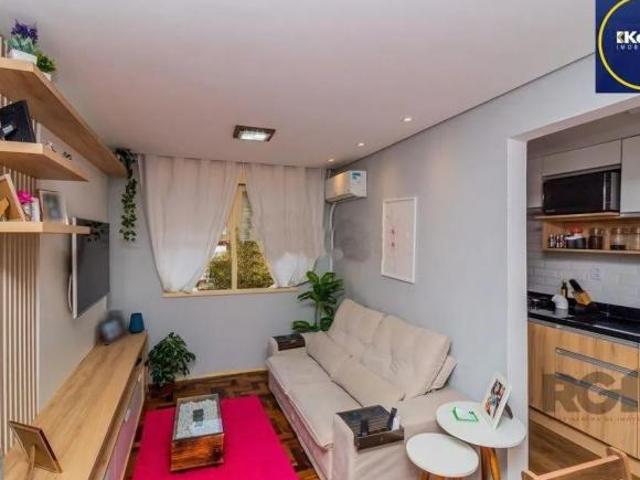 Apartamento à venda em Petrópolis