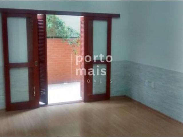 Apartamento à venda em Petrópolis