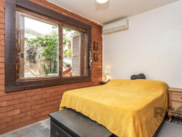Apartamento à venda em Petrópolis
