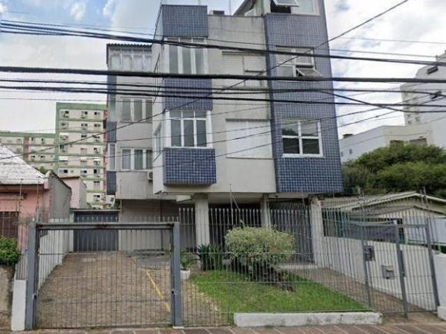 Apartamento à venda em Petrópolis