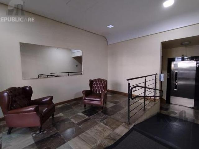 Apartamento à venda em Petrópolis